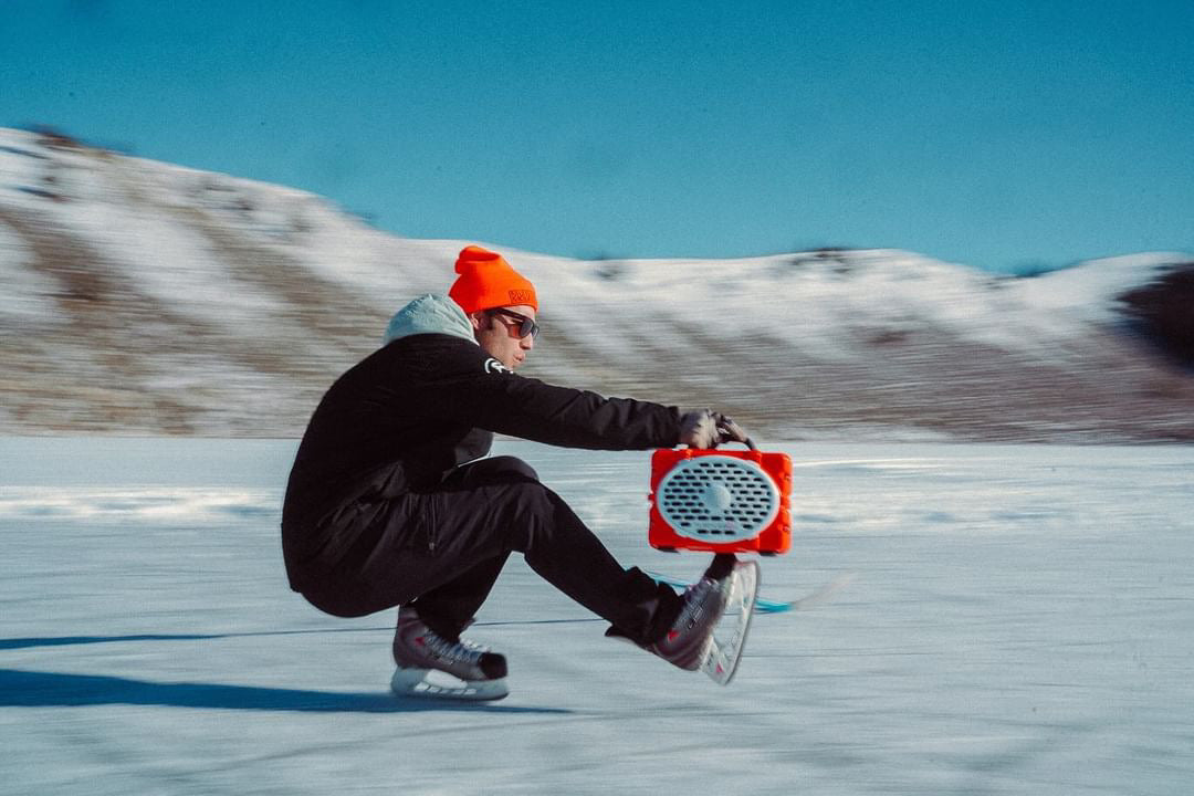 TURTLEBOX: LOUD! Outdoor Waterproof Bluetooth Speakers